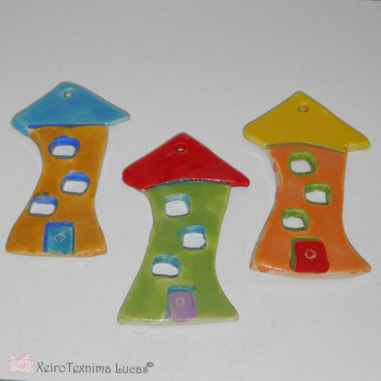 Χειροποίητο κεραμικό σπιτάκι 9.5cm - XeiroTexnima Lucas